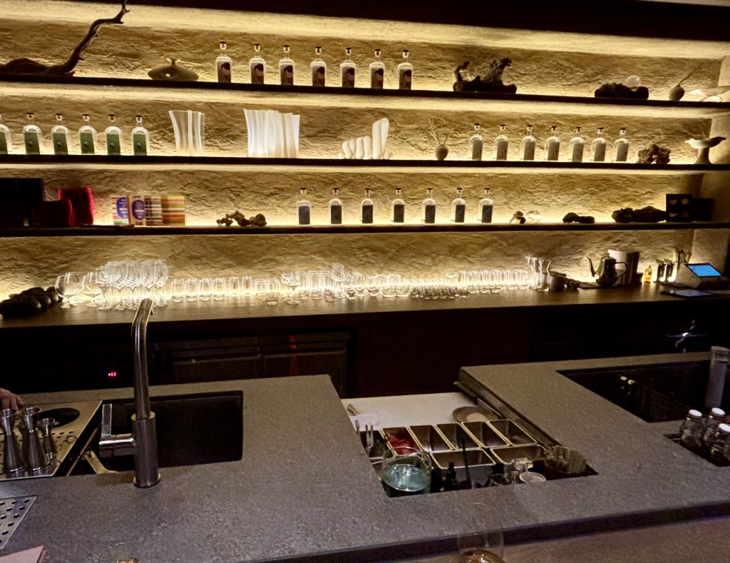 Seoul’s Cocktail Culture – From World-Class Bars to Unexpected ...